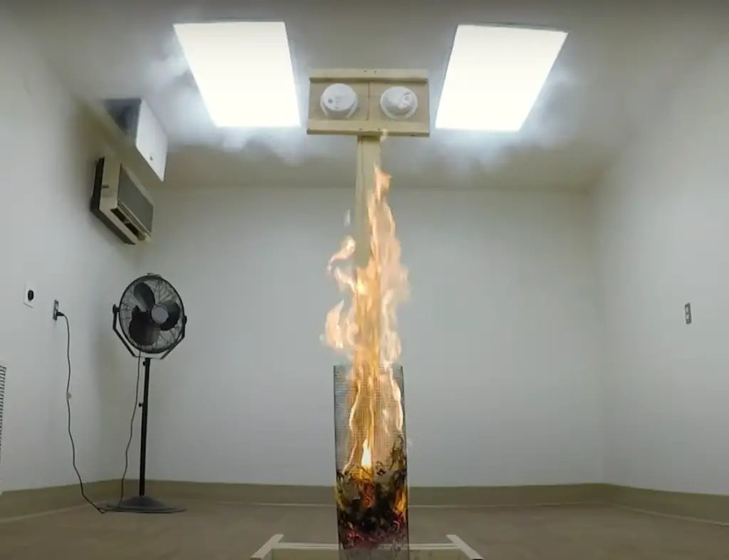 Where to Install Smoke Detector In a Bedroom With a Ceiling Fan ...