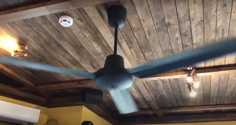 Where to Install Smoke Detector In a Bedroom With a Ceiling Fan ...