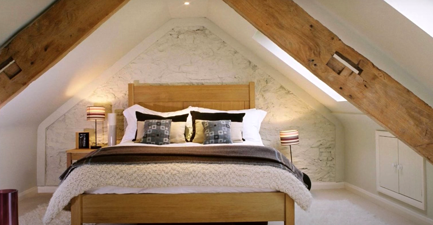 How to Decorate a Bedroom With Slanted Walls? - HomeProfy