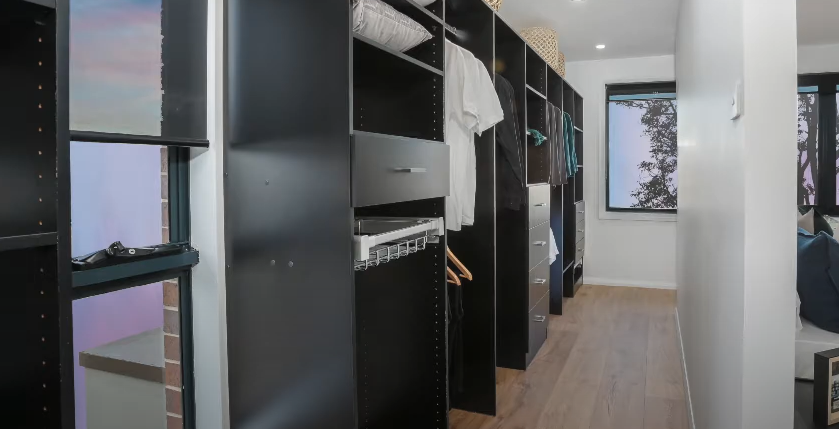 Walk-in Closet Dimensions Guide - HomeProfy