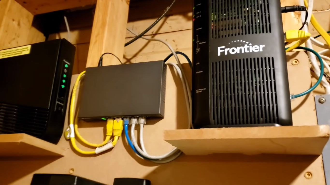 Can You Have Two Internet Providers in One House? - HomeProfy